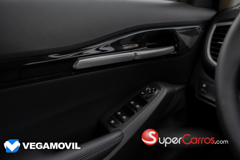 Kia Seltos EX 2024 #1365964 - SuperCarros.com