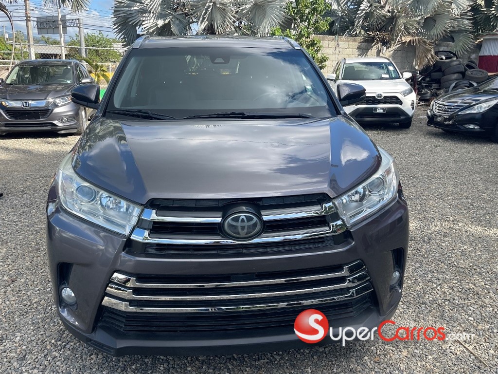 Toyota Highlander XLE 2019 #1580915 - SuperCarros.com