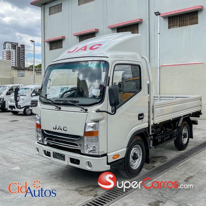 Jac Cama 10 Pies 2023 #1217467 - SuperCarros.com