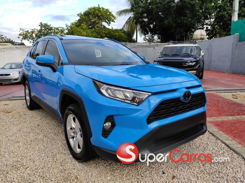 Toyota RAV4 XLE Premium 2019 #1220288 - SuperCarros.com