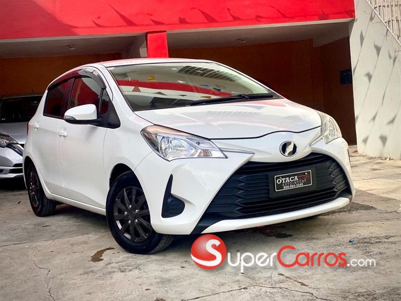 Toyota VITZ 2017 #1260074 - SuperCarros.com