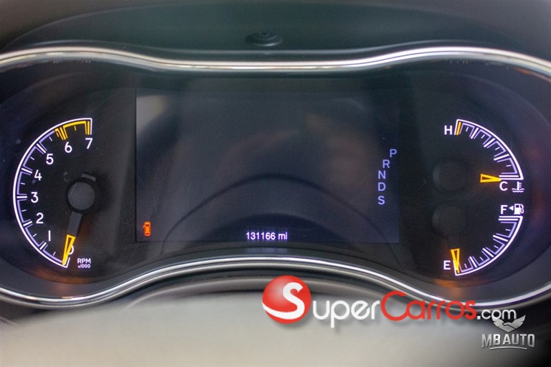 Jeep Grand Cherokee Overland 2014 #1266576 - SuperCarros.com