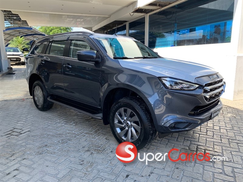 Isuzu Mux 2024 #1289443 - SuperCarros.com