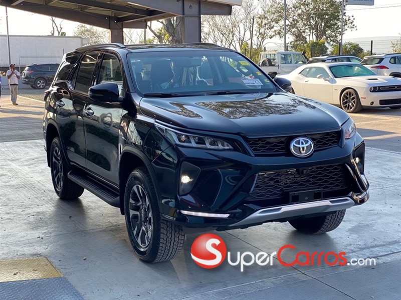 Toyota Fortuner Diamond TSS 2023 #1315092 - SuperCarros.com
