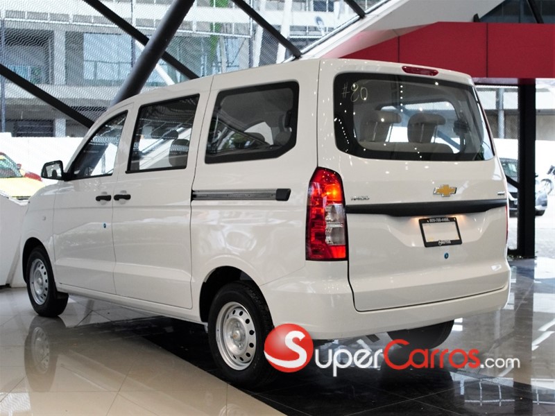 Chevrolet N 400 2023 #1337395 - SuperCarros.com