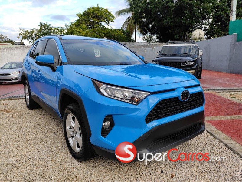 Toyota RAV4 XLE Premium 2019 #1220288 - SuperCarros.com