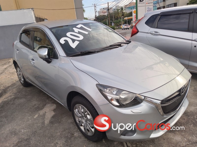 Mazda Demio Sport 2017 #1278190 - SuperCarros.com