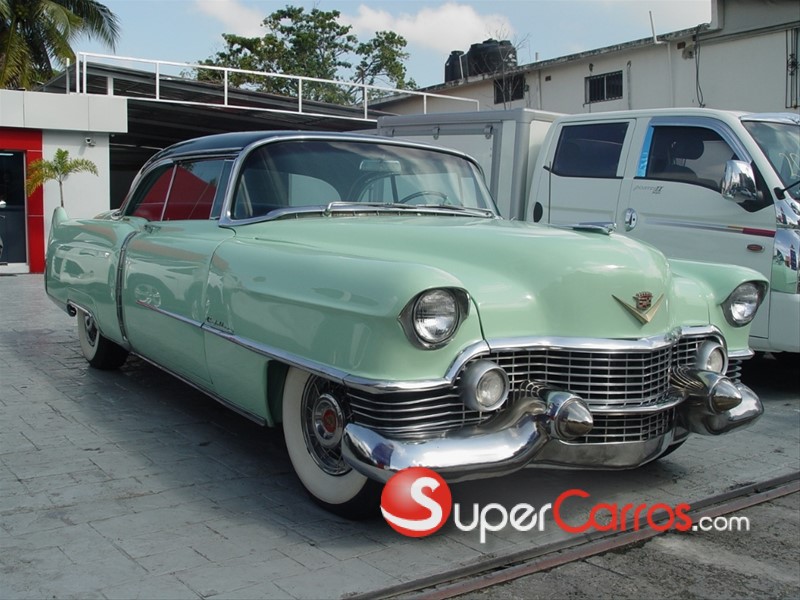 Cadillac De Ville 1954 #1290372 - SuperCarros.com