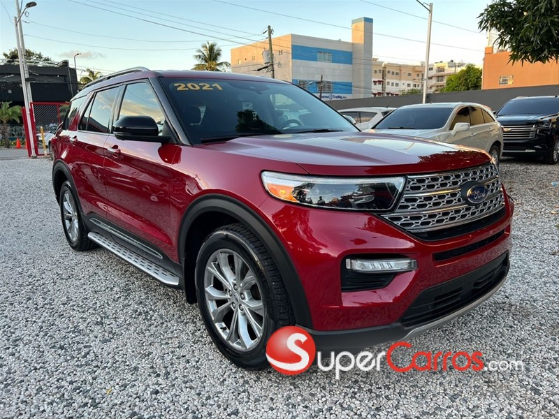 Ford Explorer Limited 2021 #1340126 - SuperCarros.com