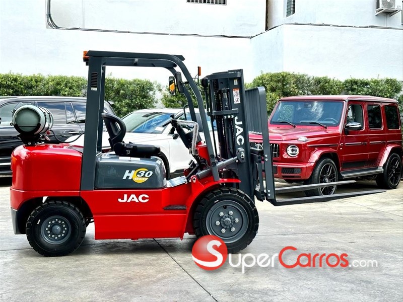 Jac H 30 2024 #1368111 - SuperCarros.com