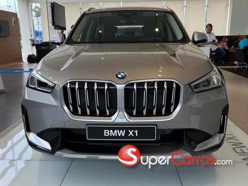 BMW X 1 1.8i S DRIVE 2026 #1374040 - SuperCarros.com