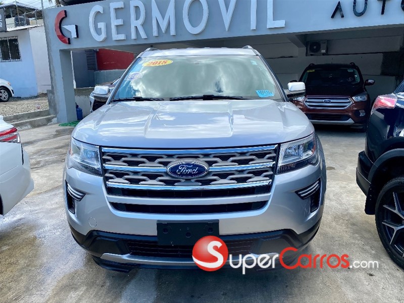 Ford Explorer XLT 4WD 2018 #1382043 - SuperCarros.com