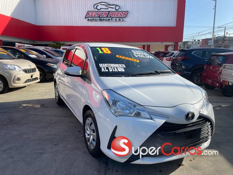 Toyota VITZ 2018 #1392594 - SuperCarros.com
