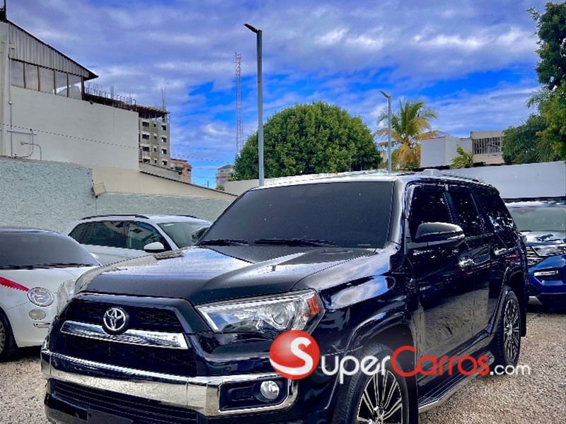 Toyota 4 Runner Limited 2019 #1413096 - SuperCarros.com