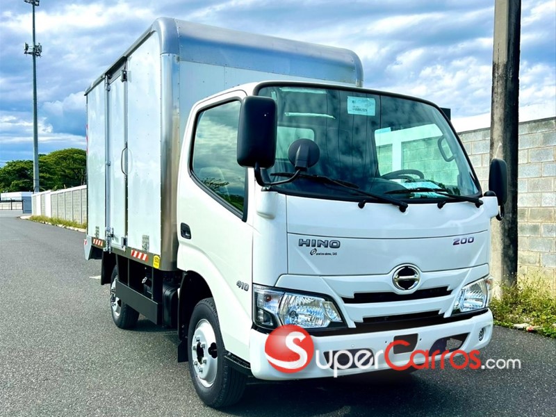 Hino 200 2025 #1427599 - SuperCarros.com