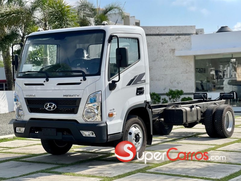 Hyundai EX9 16 PIES 2024 #1433235 - SuperCarros.com