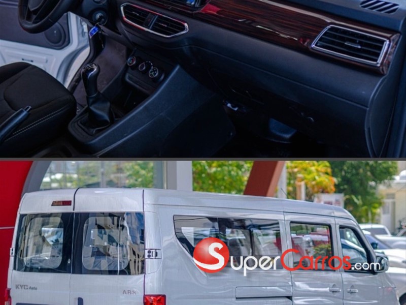 KYC V7 14 Pasajeros 2024 #1439381 - SuperCarros.com