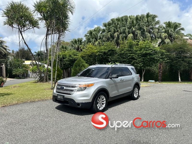 Ford Explorer XLS 2014 #1442629 - SuperCarros.com