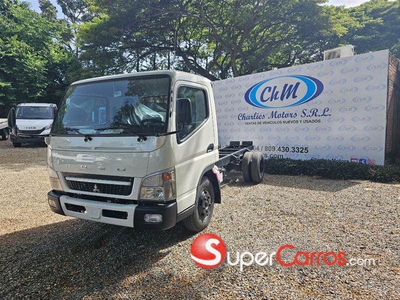 Mitsubishi Motors Fuso Canter 2026 #1445616 - SuperCarros.com