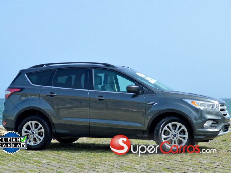 Ford Escape SEL Ecoboost 2018 #1407440 - SuperCarros.com