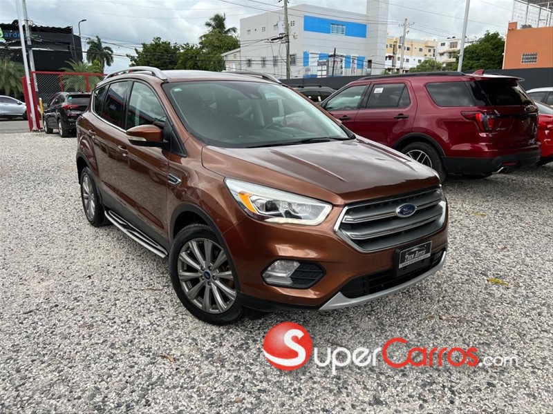Ford Escape Titanium Ecoboost 2017 #1451843 - SuperCarros.com