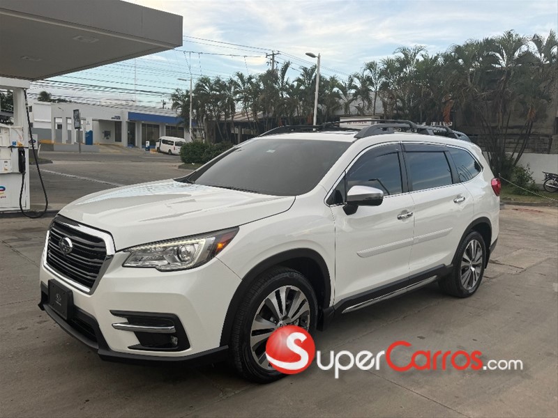 Subaru Ascent Touring 2019 #1456384 - SuperCarros.com