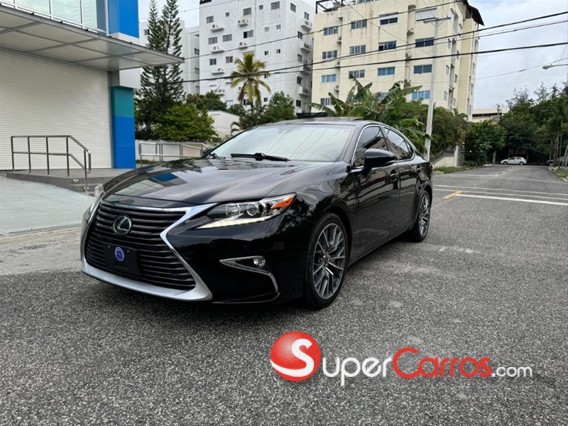 Lexus ES 350 2018 #1462924 - SuperCarros.com