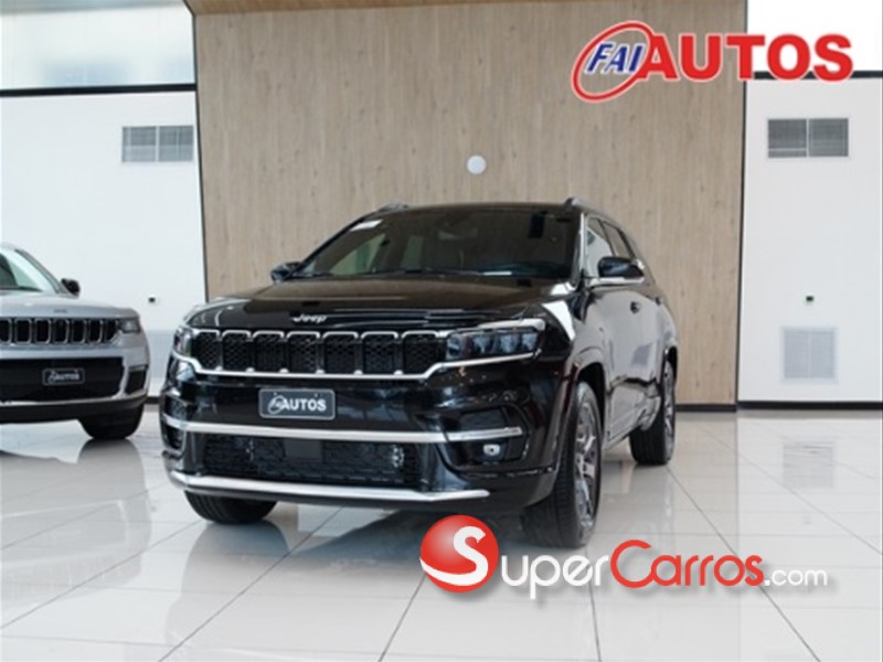 Jeep Commander Overland 2024 #1386970 - SuperCarros.com