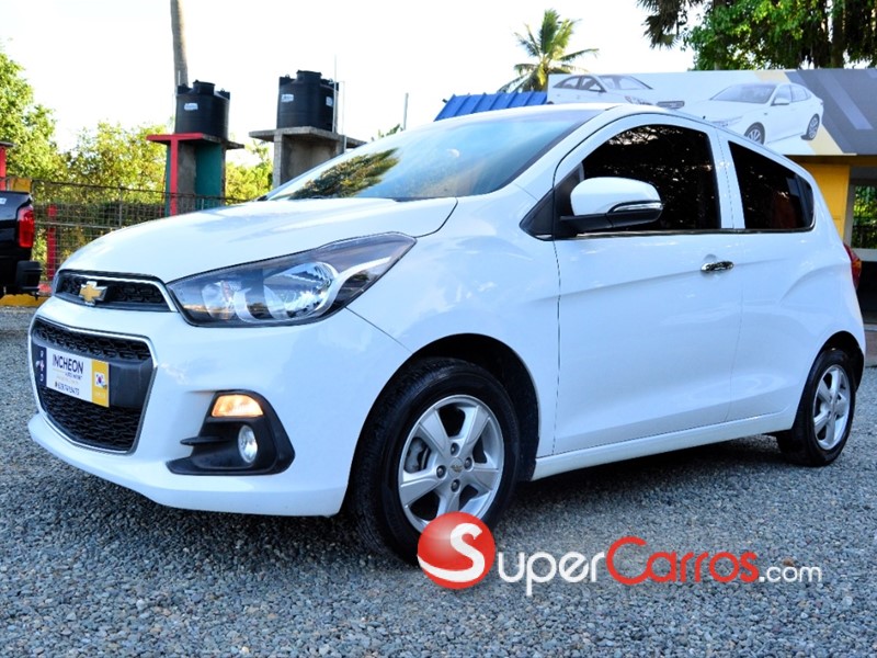 Chevrolet Spark LT 2018 #1488055 - SuperCarros.com