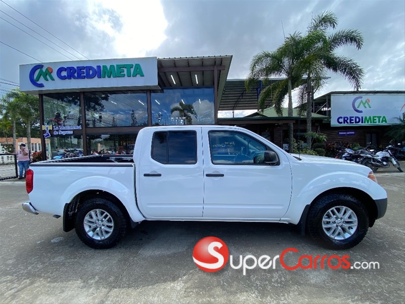 Nissan Frontier SV 2021 #1510308 - SuperCarros.com