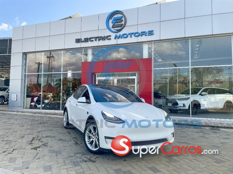 Tesla Model Y 2021 #1513628 - SuperCarros.com