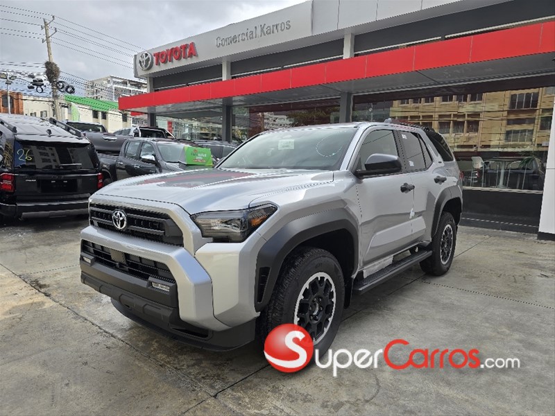 Toyota 4 Runner SR5 2026 #1523116 - SuperCarros.com