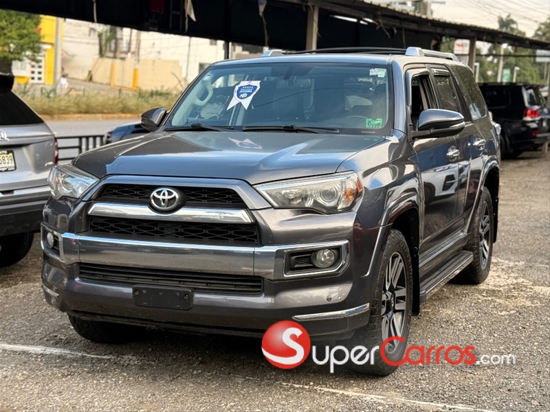 Toyota 4 Runner Limited 2019 #1523943 - SuperCarros.com