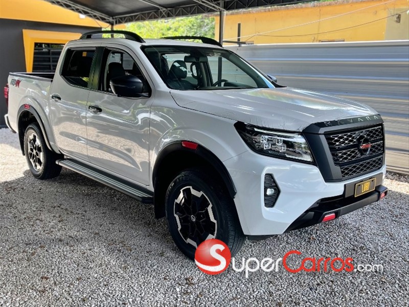 Nissan Navara PRO X4 2024 #1524656 - SuperCarros.com