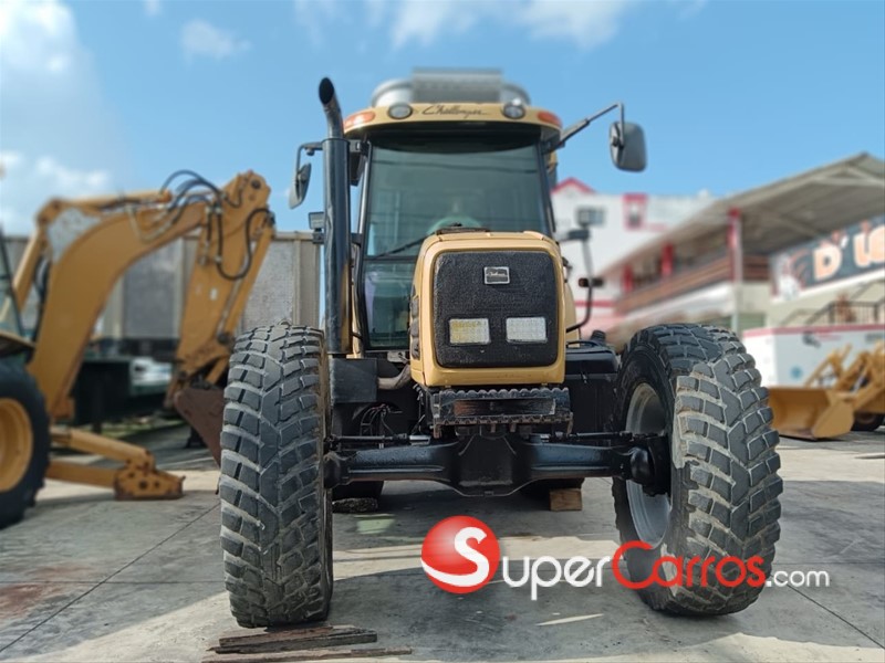 Challenger MT525B 2010 #1524952 - SuperCarros.com