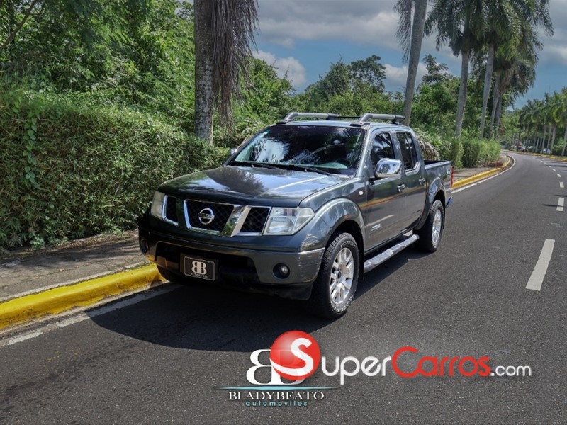 Nissan Navara Titanium 2012 #1525307 - SuperCarros.com