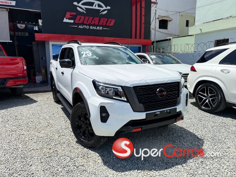Nissan Navara PRO X4 2025 #1530398 - SuperCarros.com