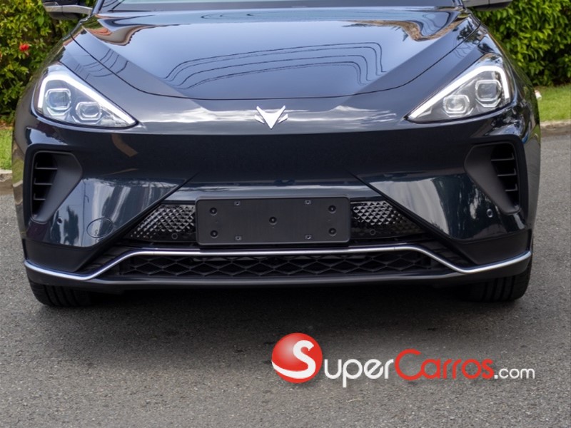 Arcfox Alpha T5 2024 #1535529 - SuperCarros.com