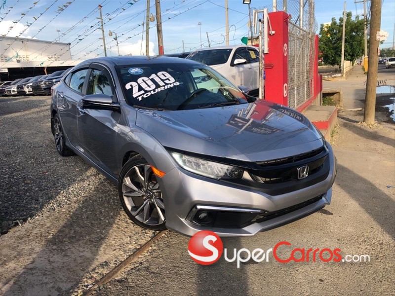 Honda Civic Touring 2019 #1539491 - SuperCarros.com