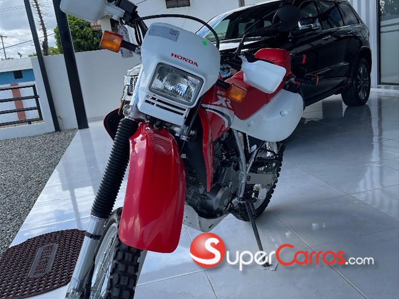 Honda XR 650L 2021 #1539906 - SuperCarros.com
