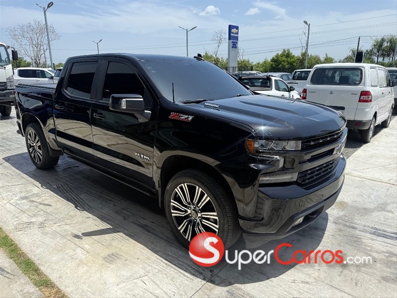 Chevrolet Silverado RST 2020 #1549049 - SuperCarros.com