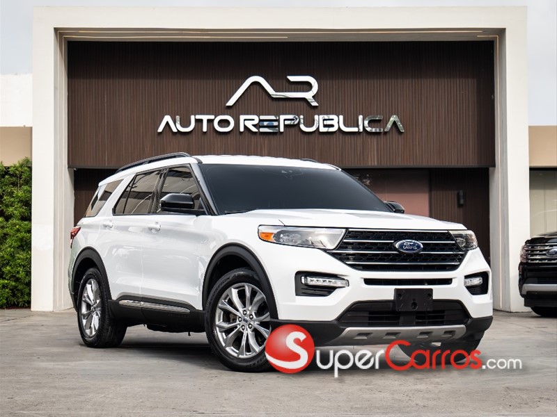 TV - Ford Explorer XLT 2020 #1564073 - SuperCarros.com
