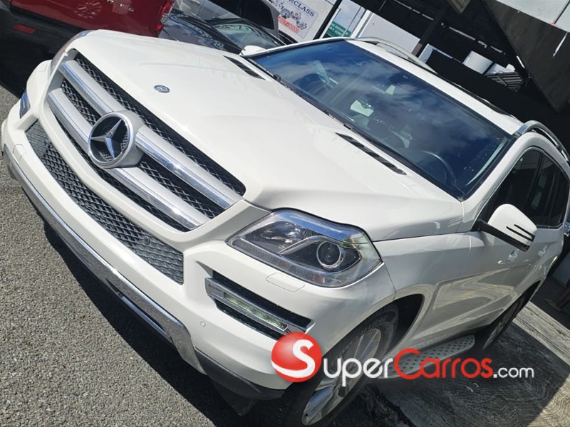 Mercedes-Benz Clase GL 350 CDI 2016 #1582283 - SuperCarros.com