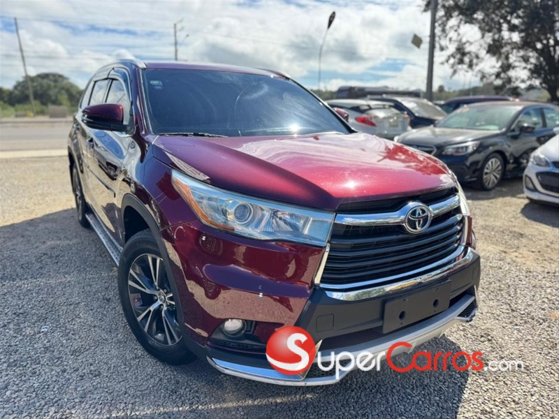Toyota Highlander LE 2016 #1584571 - SuperCarros.com