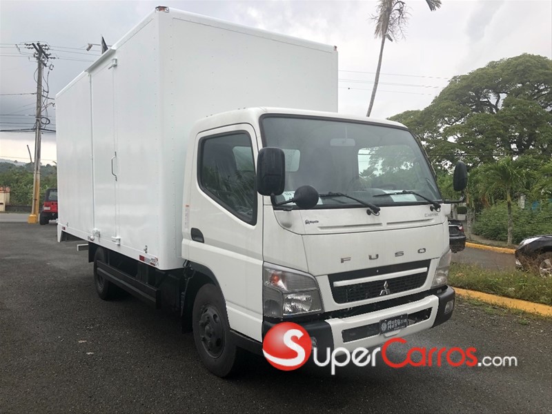 Mitsubishi Motors Canter Fulgon 2026 #900471 - SuperCarros.com