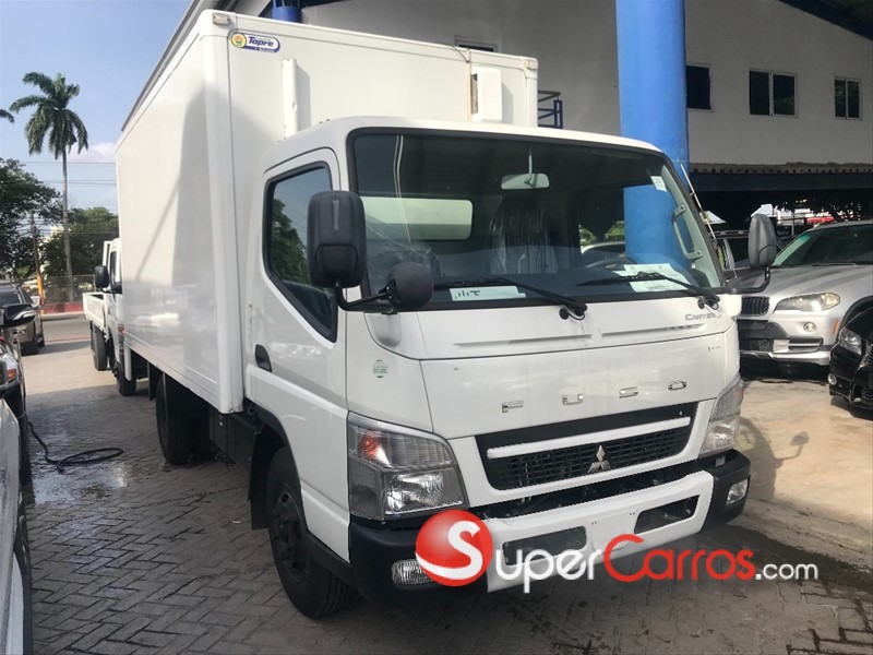 Mitsubishi Motors Canter Fulgon 2026 #992815 - SuperCarros.com